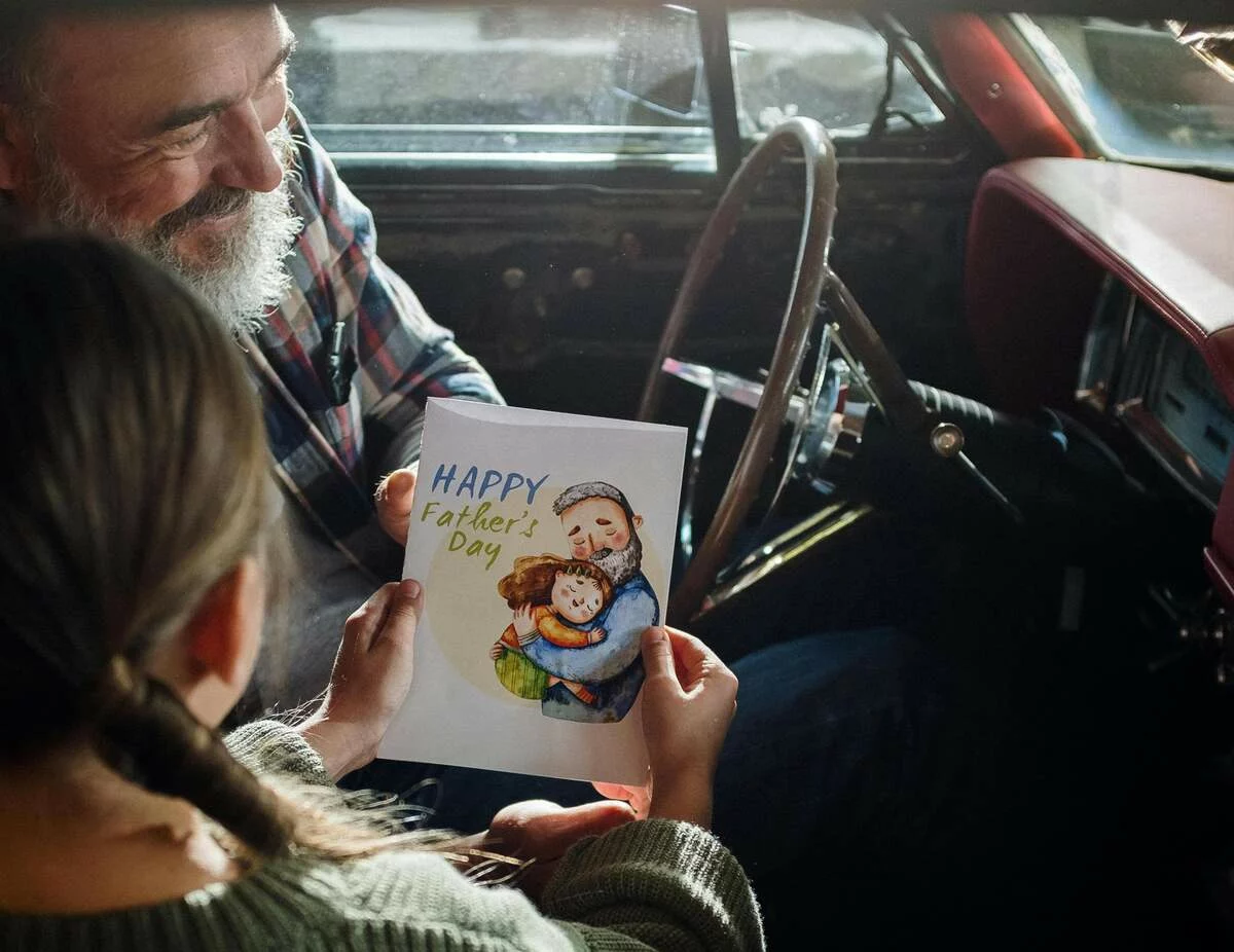 Surprise Dad: Unusual Father's Day Gift Ideas to Impress - Vert Nook